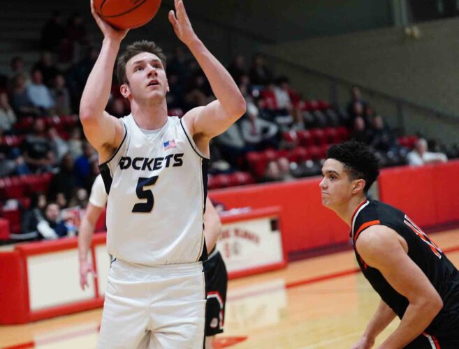 Dalton pulls away to down Lowellville | News, Sports, Jobs - Tribune ...